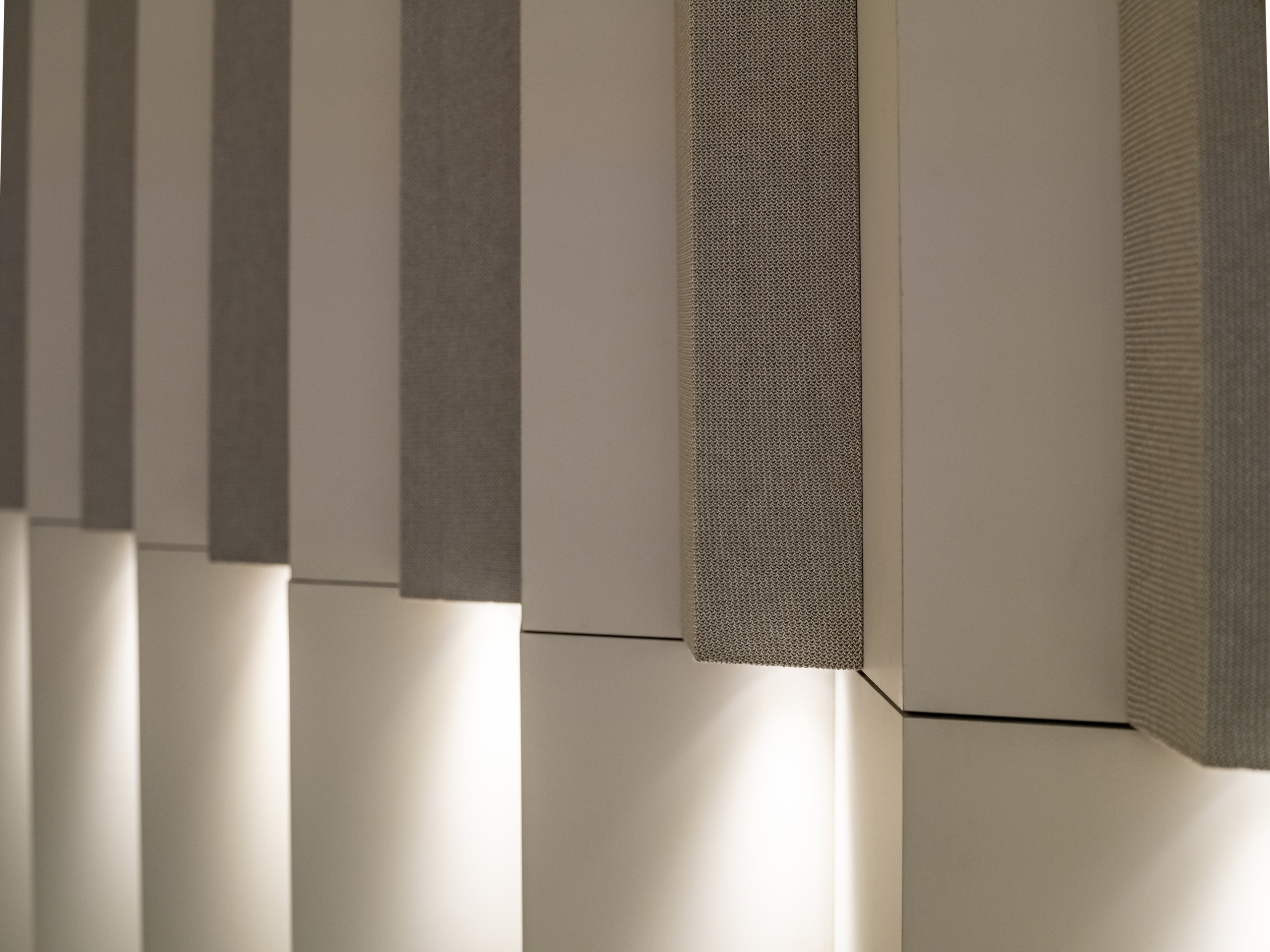 The Tour CB21 Auditorium in La Défense, Paris - Texaa.